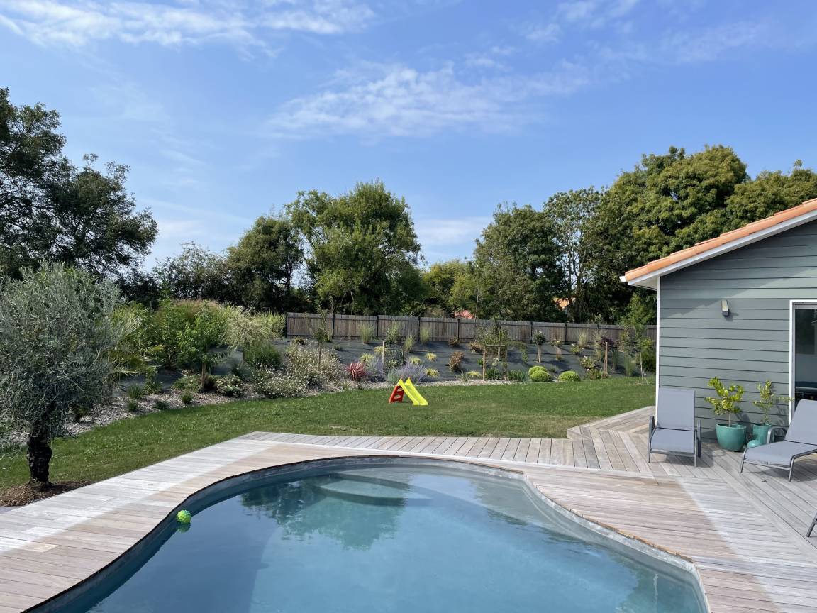 180 M² Maison De Vacances ∙ 4 Chambres ∙ 10 Personnes - Pornic