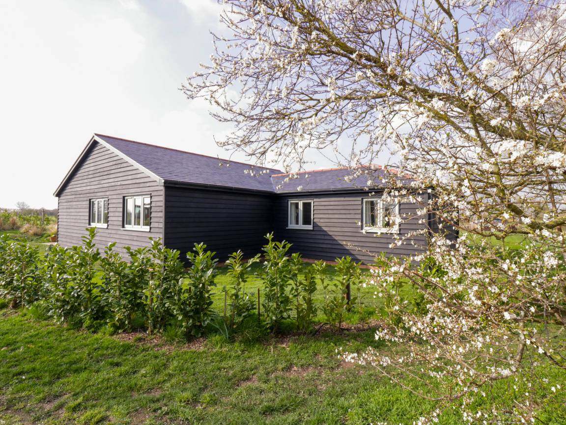 Mökki ∙ 2 Makuuhuonetta ∙ 4 Vierasta - Mersea Island