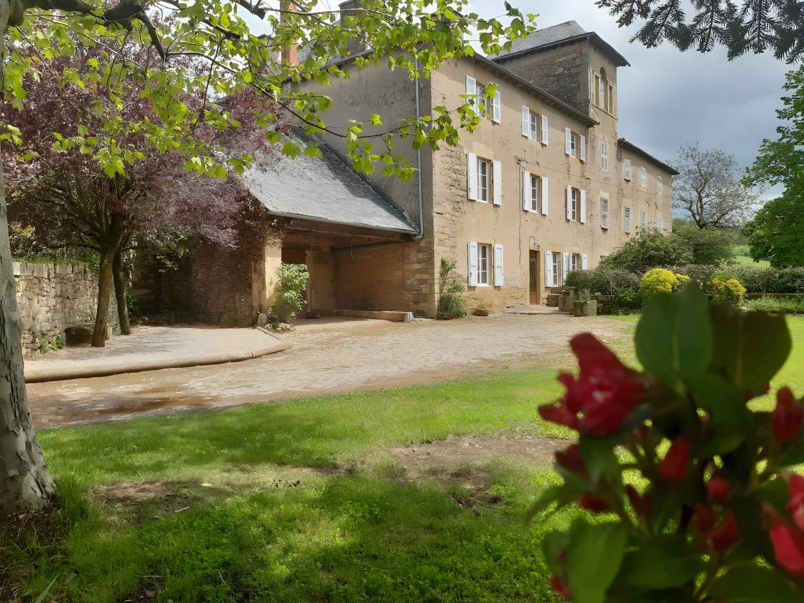200 M² Maison De Vacances ∙ 4 Chambres ∙ 10 Personnes - Espalion