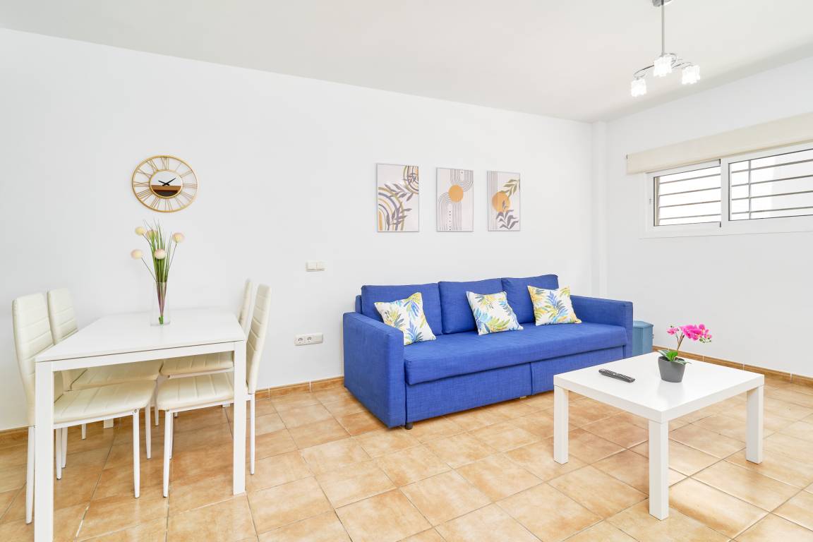 93 M² Apartamento ∙ 2 Habitaciones ∙ 5 Huéspedes - Nerja