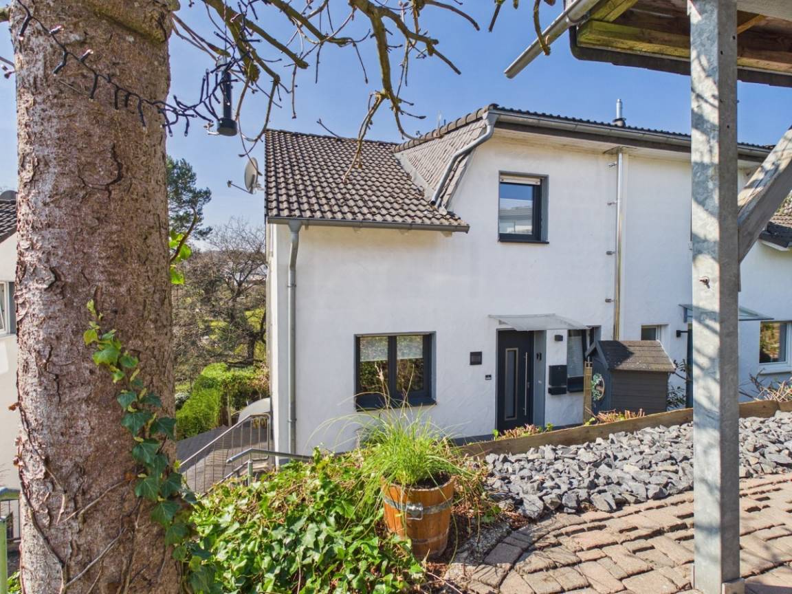 140 M² Ferienhaus ∙ 3 Schlafzimmer ∙ 6 Gäste - Sundern (Sauerland)