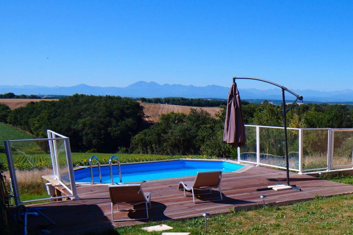 270 M² Gîte ∙ 6 Chambres ∙ 14 Personnes - Mirepoix