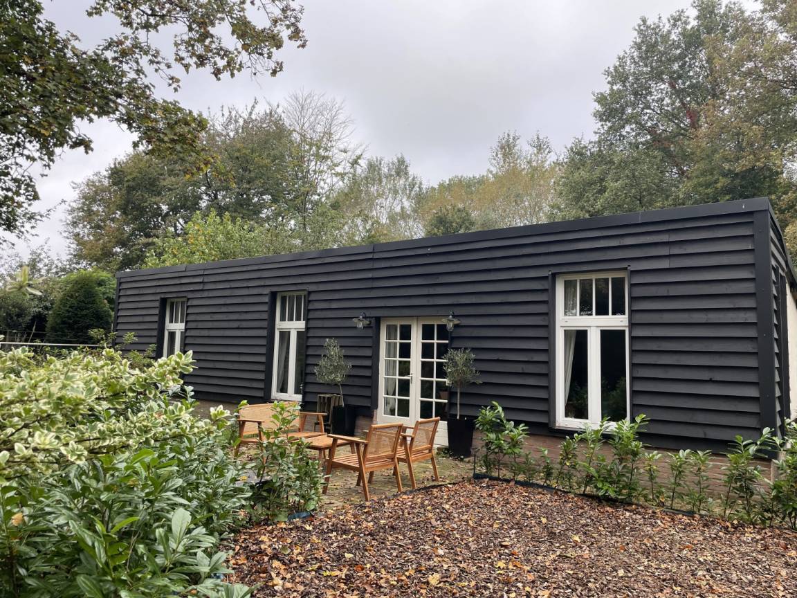 140 M² Huis ∙ 2 Slaapkamers ∙ 4 Gasten - Hoogstraten