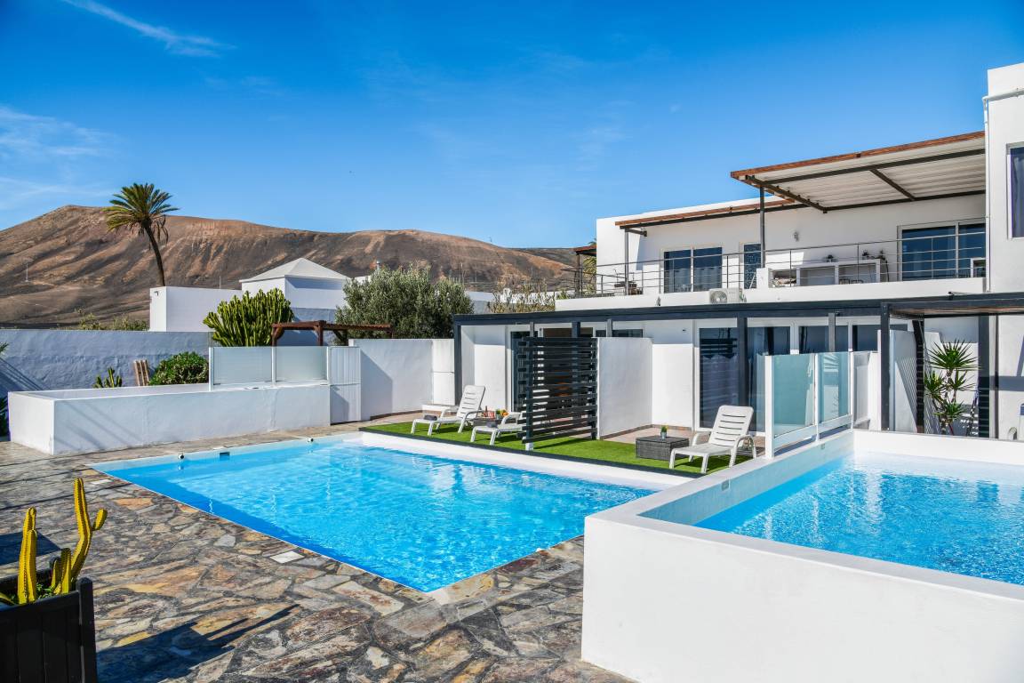 60 M² House ∙ 2 Bedrooms ∙ 2 Guests - Lanzarote