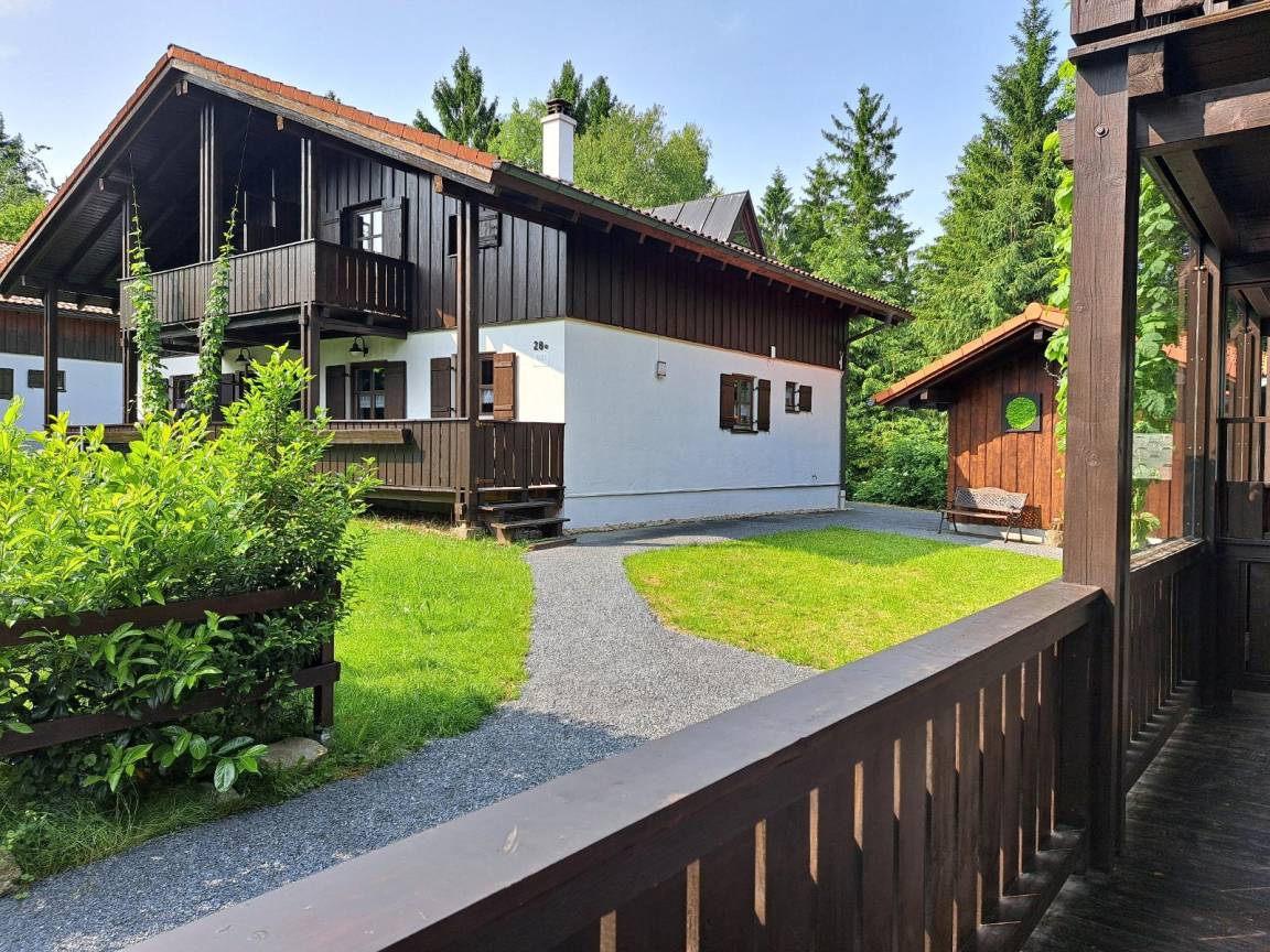 94 M² Ferienhaus ∙ 2 Schlafzimmer ∙ 5 Gäste - Bodenmais