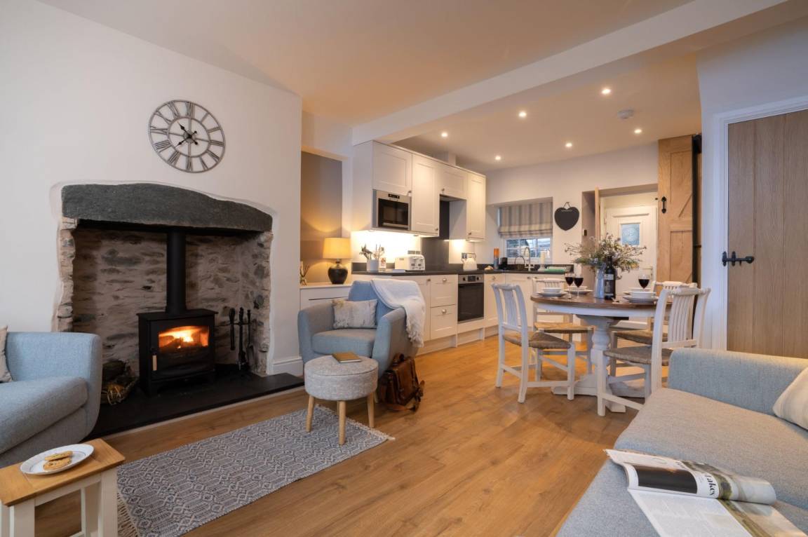 House ∙ 2 Bedrooms ∙ 4 Guests - Borrowdale