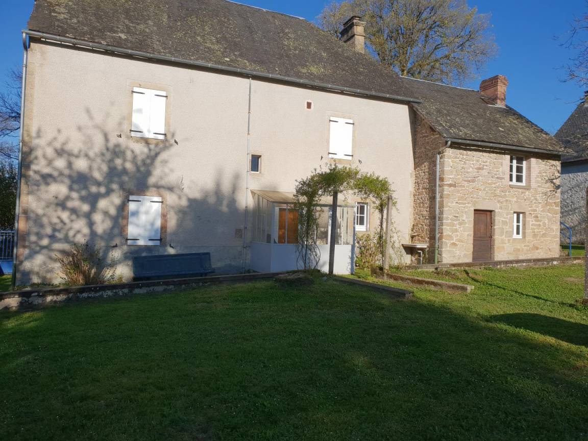 140 M² Gîte ∙ 4 Schlafzimmer ∙ 8 Gäste - Limousin