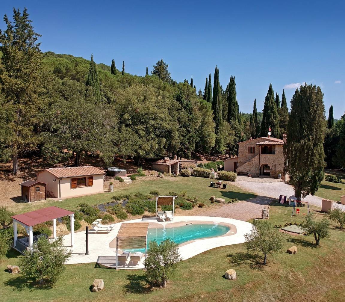 300 M² Villa ∙ 6 Bedrooms ∙ 12 Guests - Castagneto Carducci