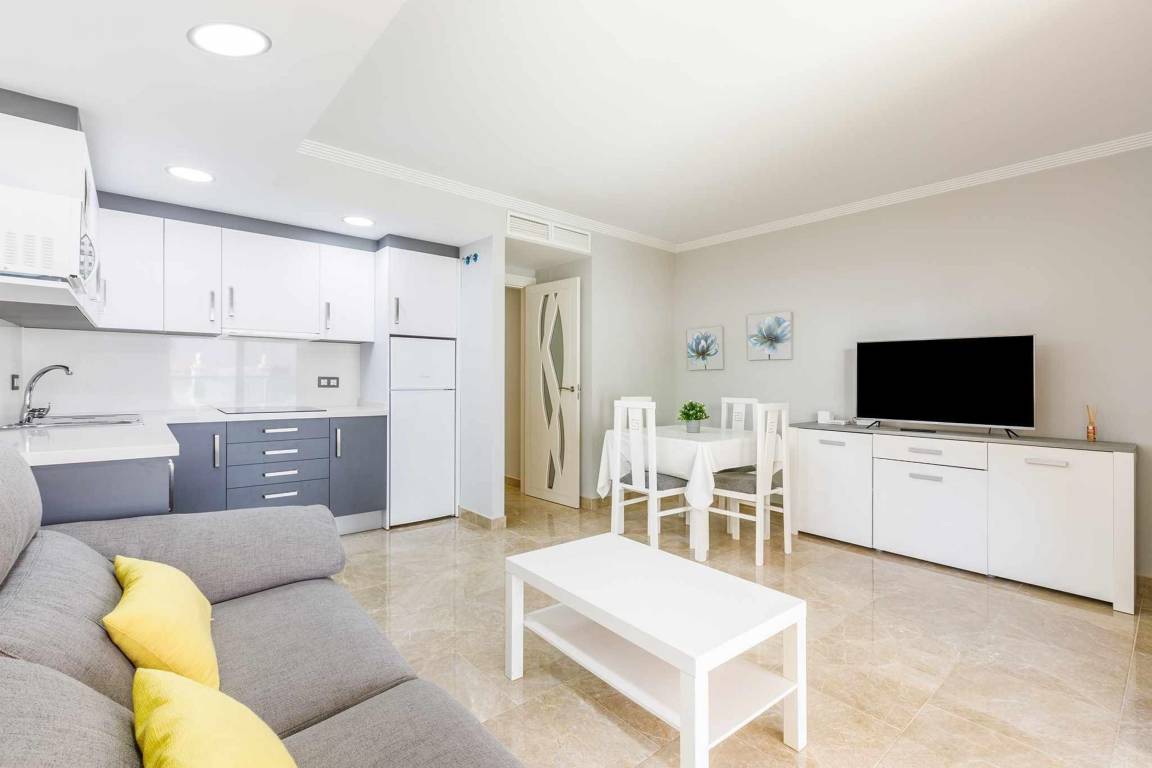 65 M² Ferienwohnung ∙ 2 Schlafzimmer ∙ 4 Gäste - Torre del Mar