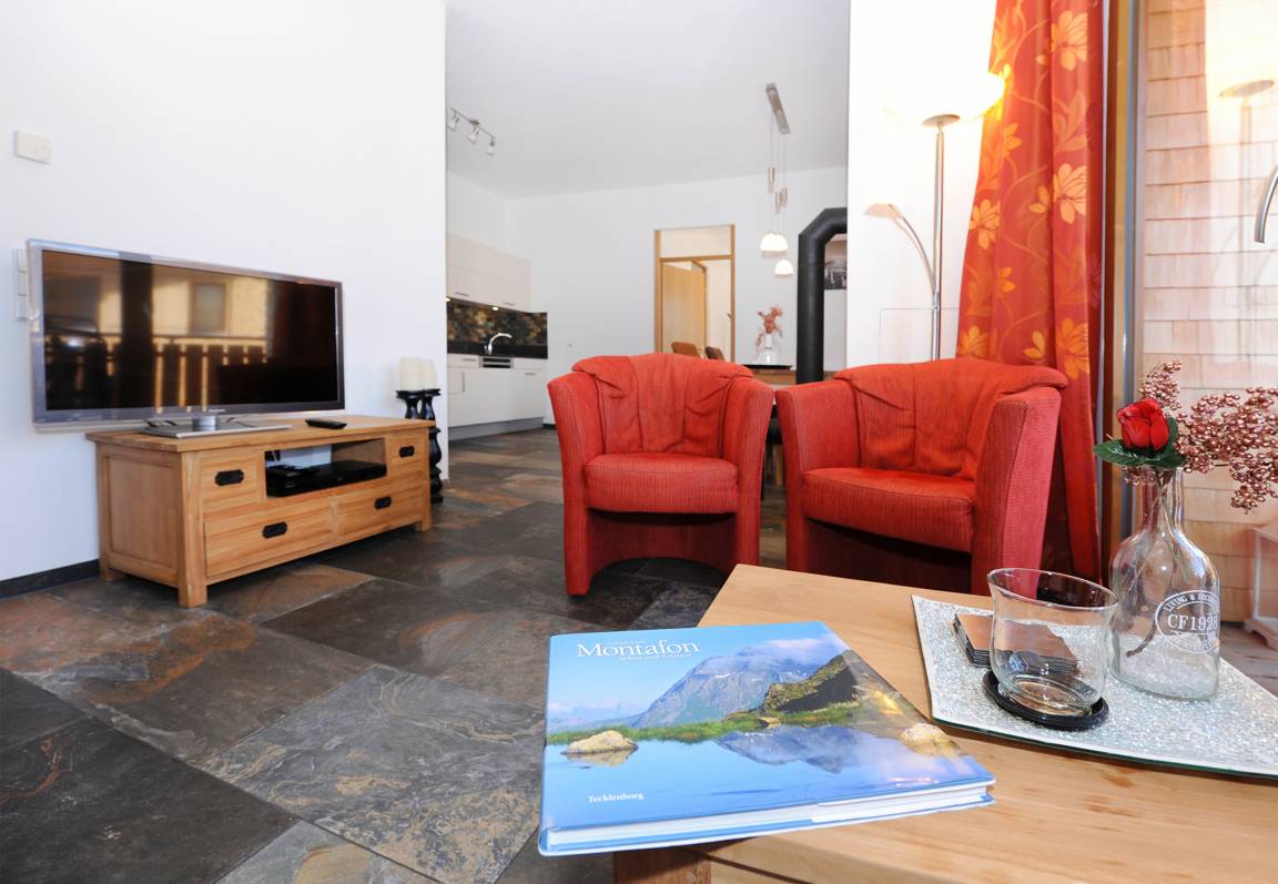 70 M² Ferienwohnung ∙ 2 Schlafzimmer ∙ 6 Gäste - Tschagguns