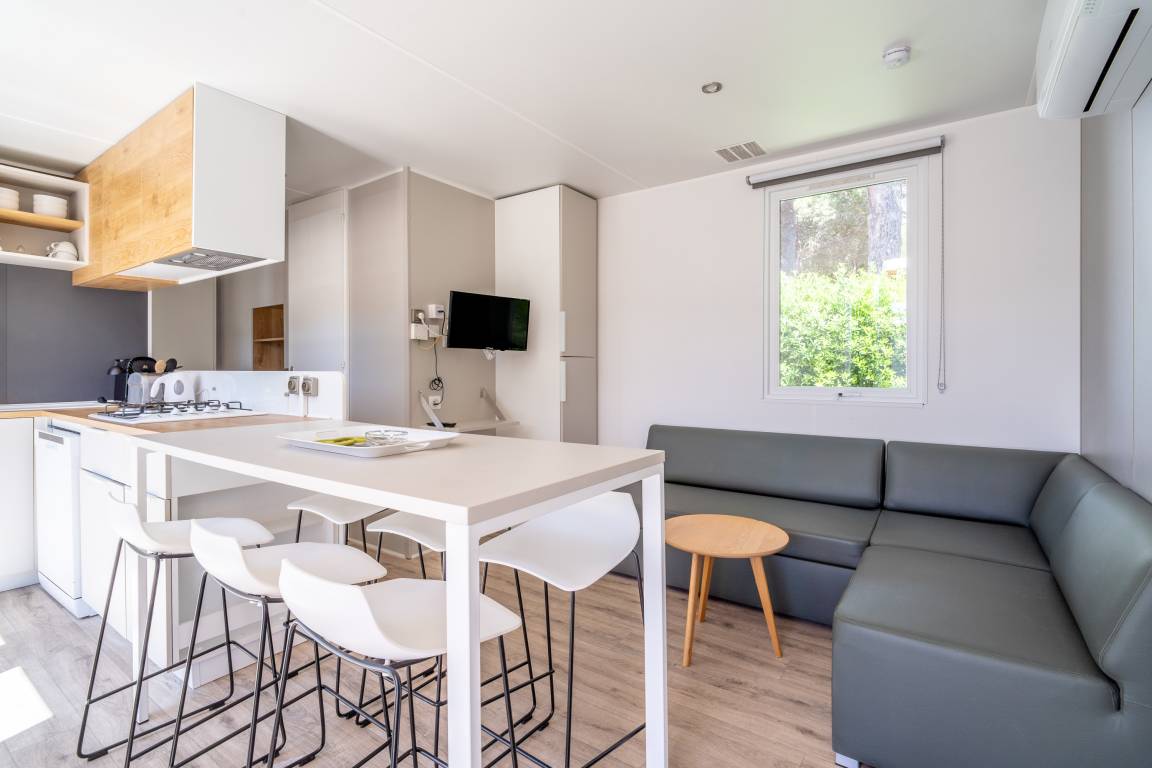 40 M² Caravan ∙ 3 Slaapkamers ∙ 6 Gasten - Gruissan