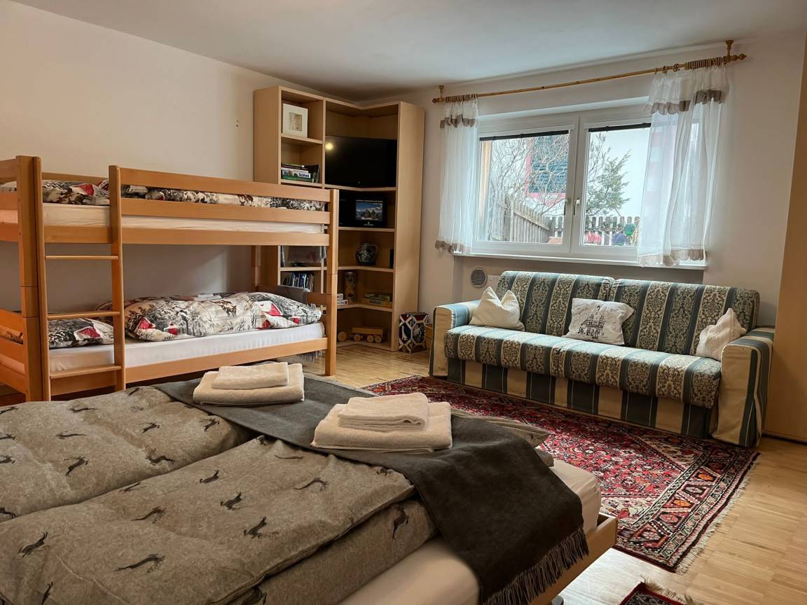 60 M² Ferienwohnung ∙ 1 Schlafzimmer ∙ 4 Gäste - Klobenstein