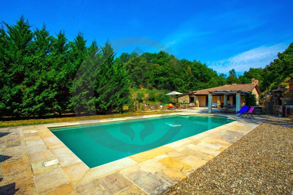 200 M² Villa ∙ 4 Schlafzimmer ∙ 8 Gäste - Florenz