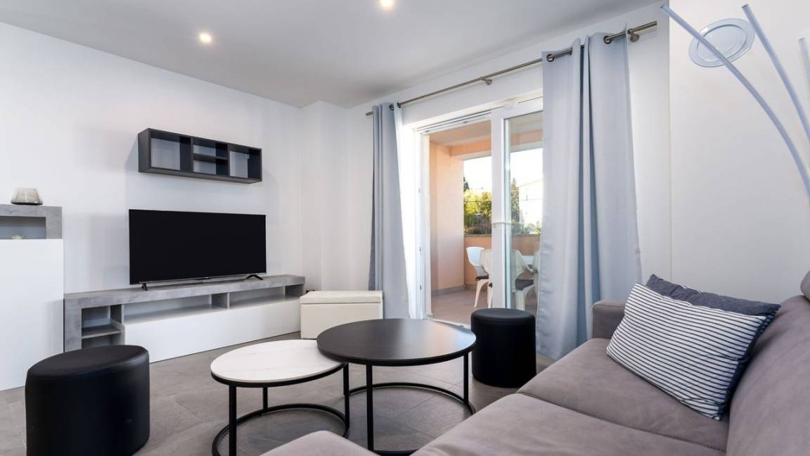 90 M² Apartamento ∙ 2 Habitaciones ∙ 7 Huéspedes - Opatija