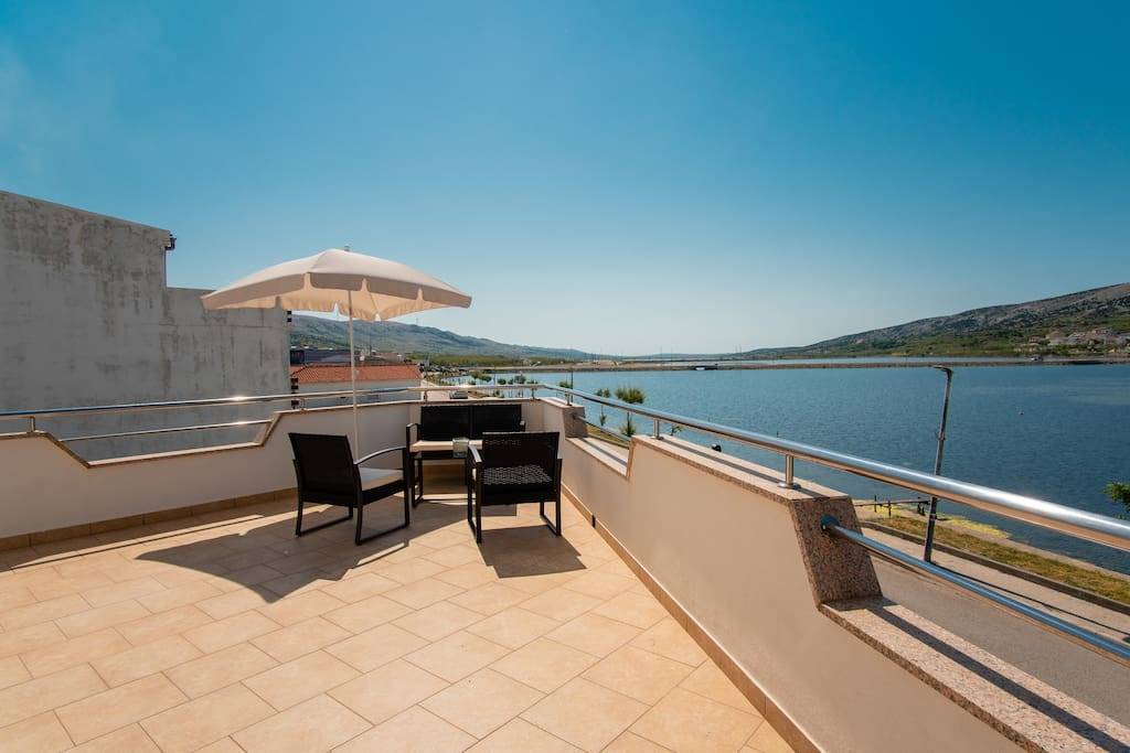 48 M² Apartment ∙ 10 Bedrooms ∙ 5 Guests - Pag