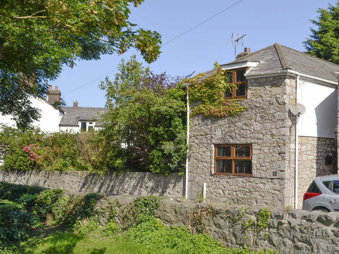 Cottage ∙ 2 Bedrooms ∙ 3 Guests - Rhyl