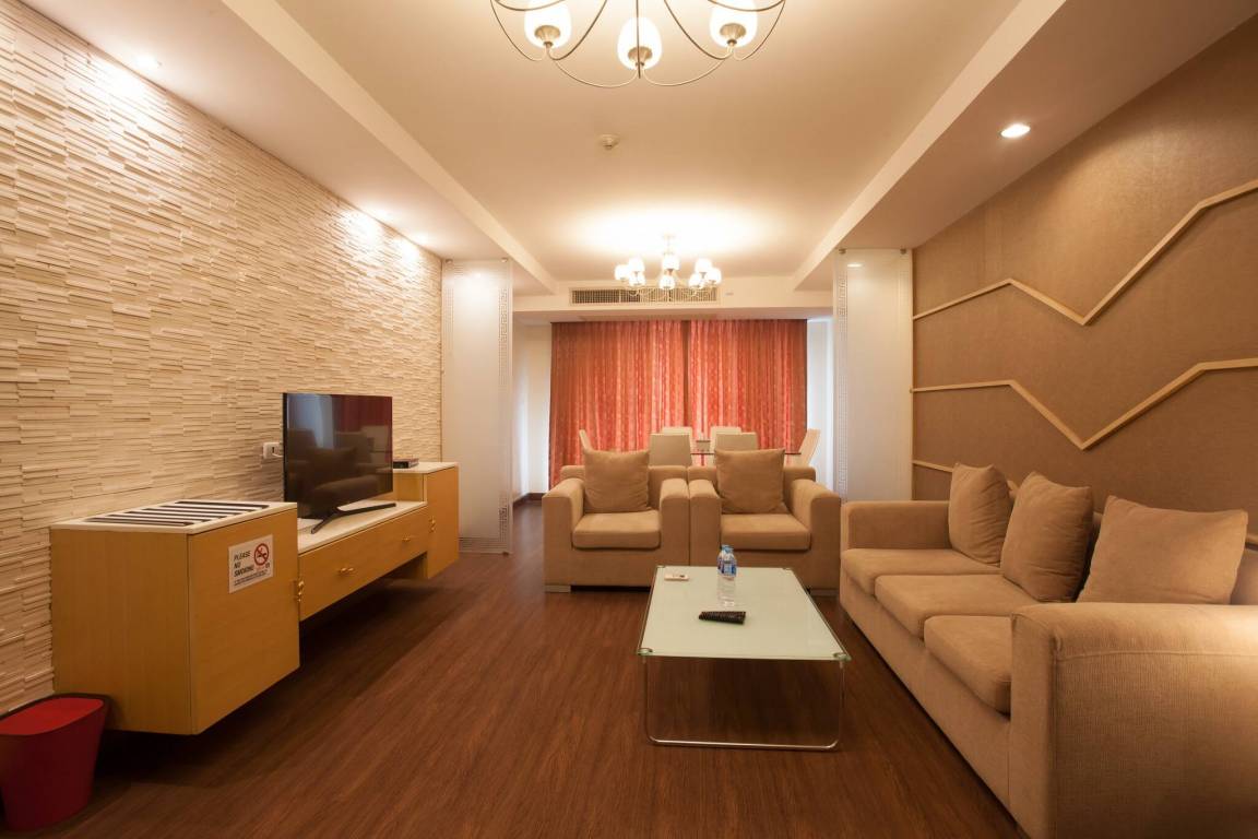 150 M² Apartment ∙ 2 Bedrooms ∙ 8 Guests - Bangkok