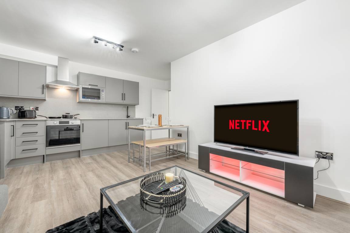 695 M² Apartment ∙ 3 Bedrooms ∙ 8 Guests - Greenwich