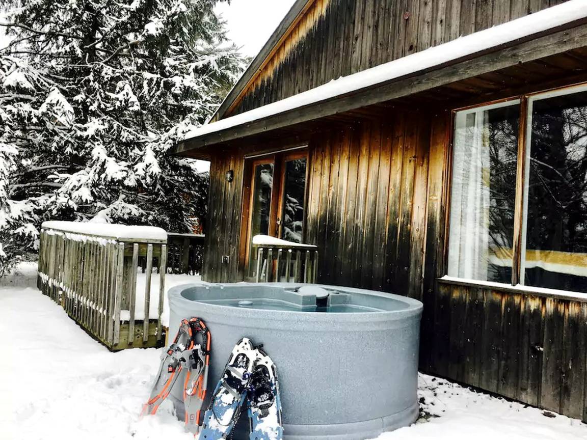 House ∙ 1 Bedroom ∙ 5 Guests - Algonquin Provincial Park