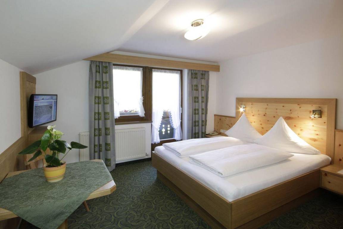 25 M² Hotel ∙ 1 Bedroom ∙ 2 Guests - Hochgurgl