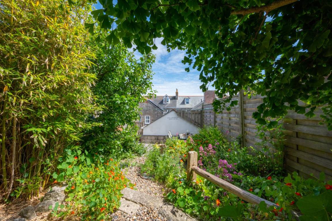 Apartment ∙ 2 Bedrooms ∙ 4 Guests - St Ives