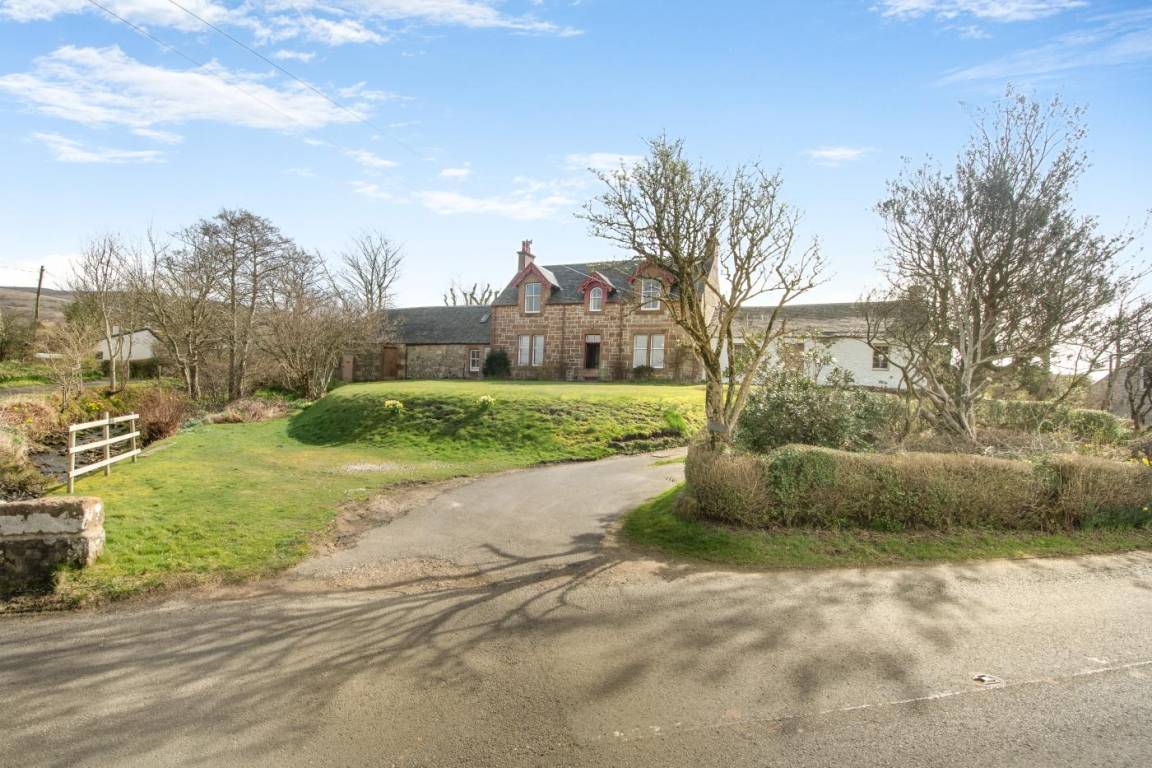 Cottage ∙ 5 Bedrooms ∙ 8 Guests - Carradale