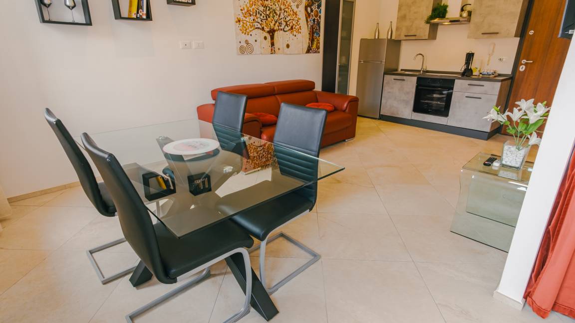 80 M² Appartamento Vacanza ∙ 2 Camere Da Letto ∙ 8 Ospiti - Ravenna