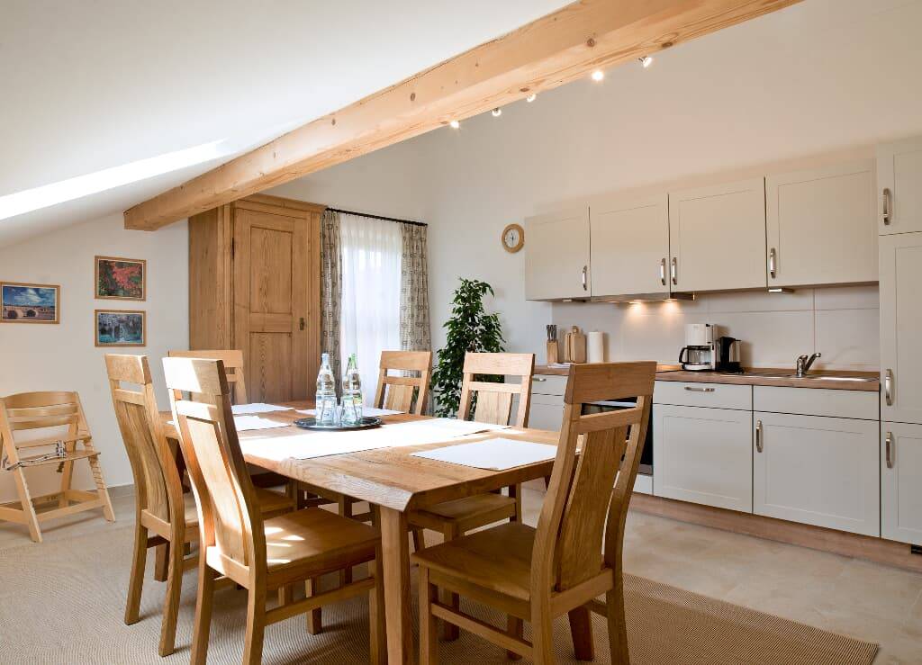 90 M² Ferienwohnung ∙ 2 Schlafzimmer ∙ 4 Gäste - Neureichenau