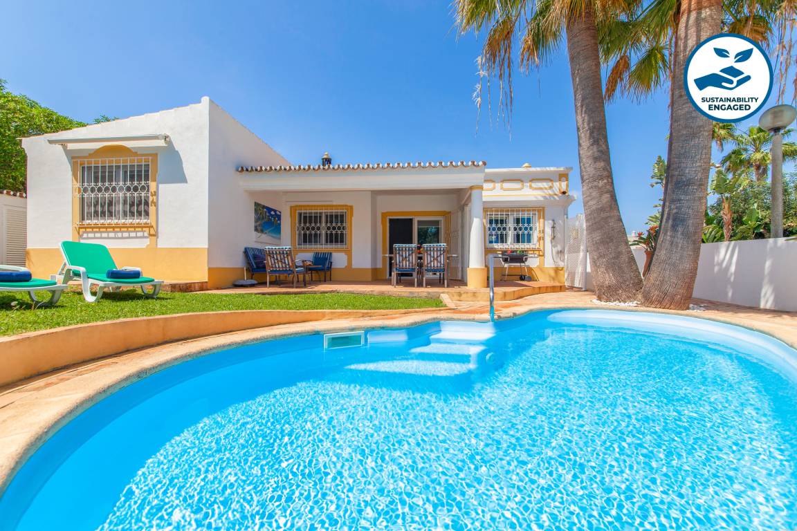 150 M² Villa ∙ 2 Bedrooms ∙ 7 Guests - Guia