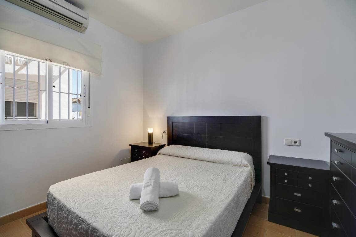 80 M² Casa ∙ 2 Habitaciones ∙ 4 Huéspedes - Conil de la Frontera