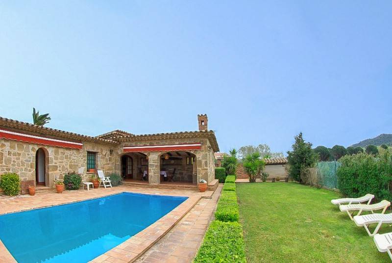 300 M² Villa ∙ 4 Chambres ∙ 8 Personnes - Playa de Aro