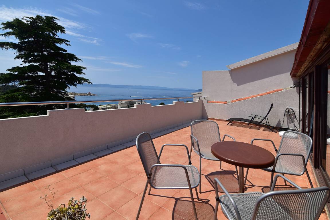 65 M² Apartment ∙ 2 Bedrooms ∙ 4 Guests - Makarska