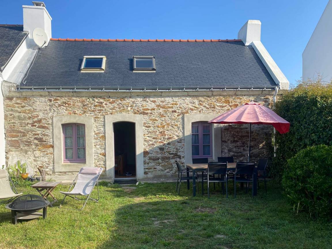 67 M² House ∙ 2 Bedrooms ∙ 4 Guests - Bangor, France