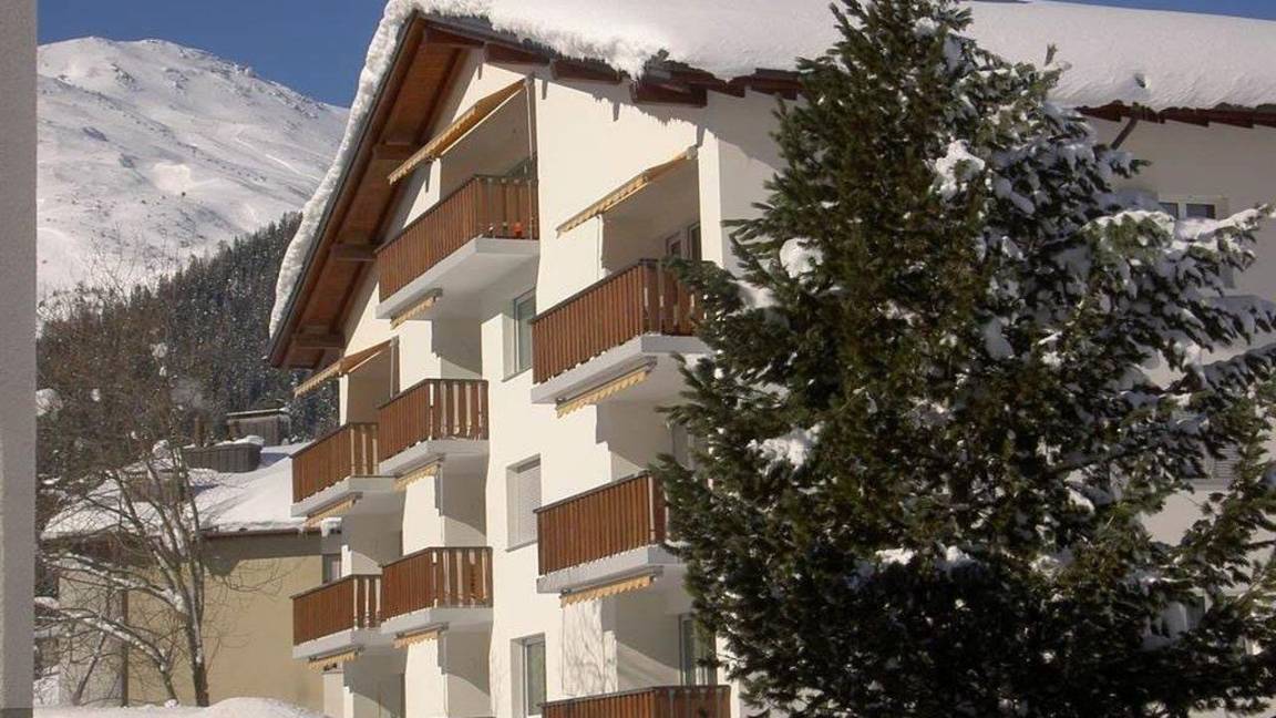80 M² Apartment ∙ 2 Bedrooms ∙ 4 Guests - Lenzerheide
