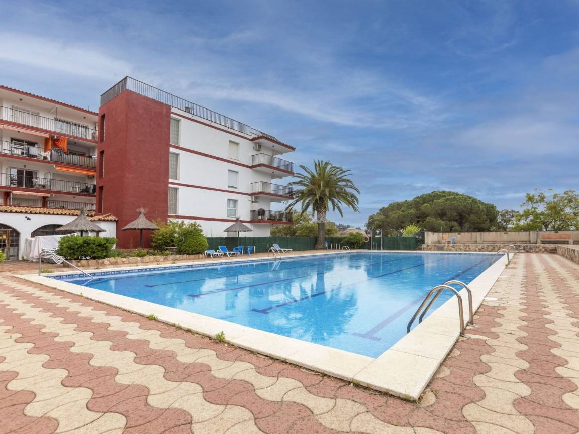 51 M² Huoneisto ∙ 2 Makuuhuonetta ∙ 4 Vierasta - Tossa de Mar