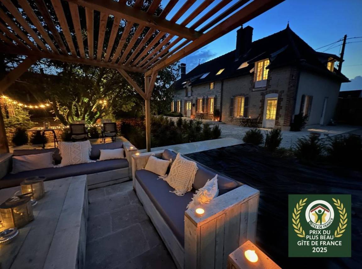 290 M² Gîte ∙ 5 Chambres ∙ 10 Personnes - Aube
