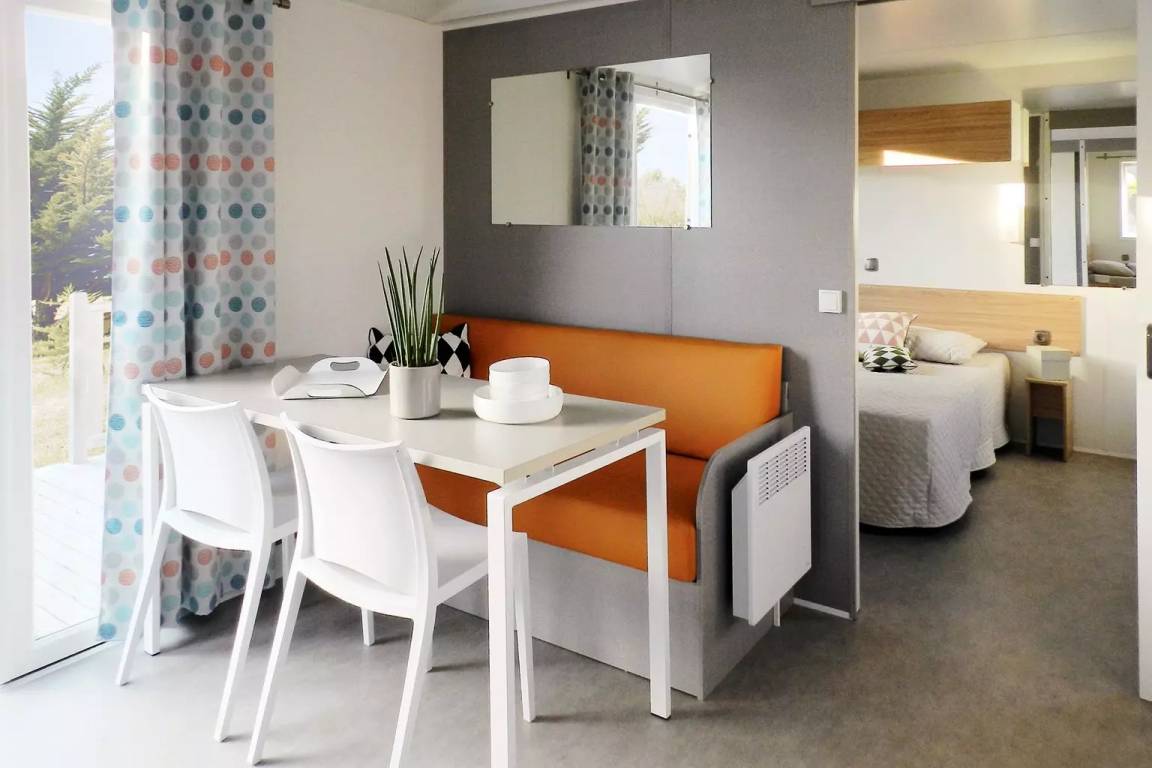 31 M² Caravan ∙ 2 Bedrooms ∙ 4 Guests - Regencós