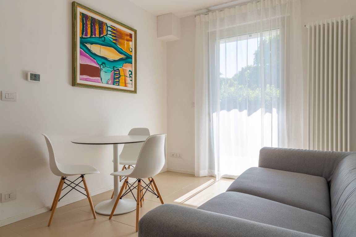 35 M² Ferienwohnung ∙ 1 Schlafzimmer ∙ 2 Gäste - Sirmione