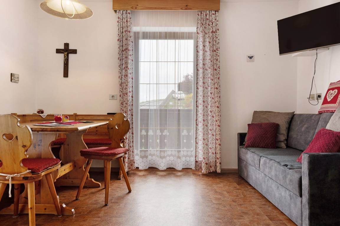 75 M² Ferienwohnung ∙ 2 Schlafzimmer ∙ 5 Gäste - Brixen
