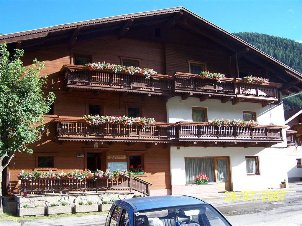 16 M² Hotel ∙ 1 Habitación ∙ 2 Huéspedes - Valle di Casies