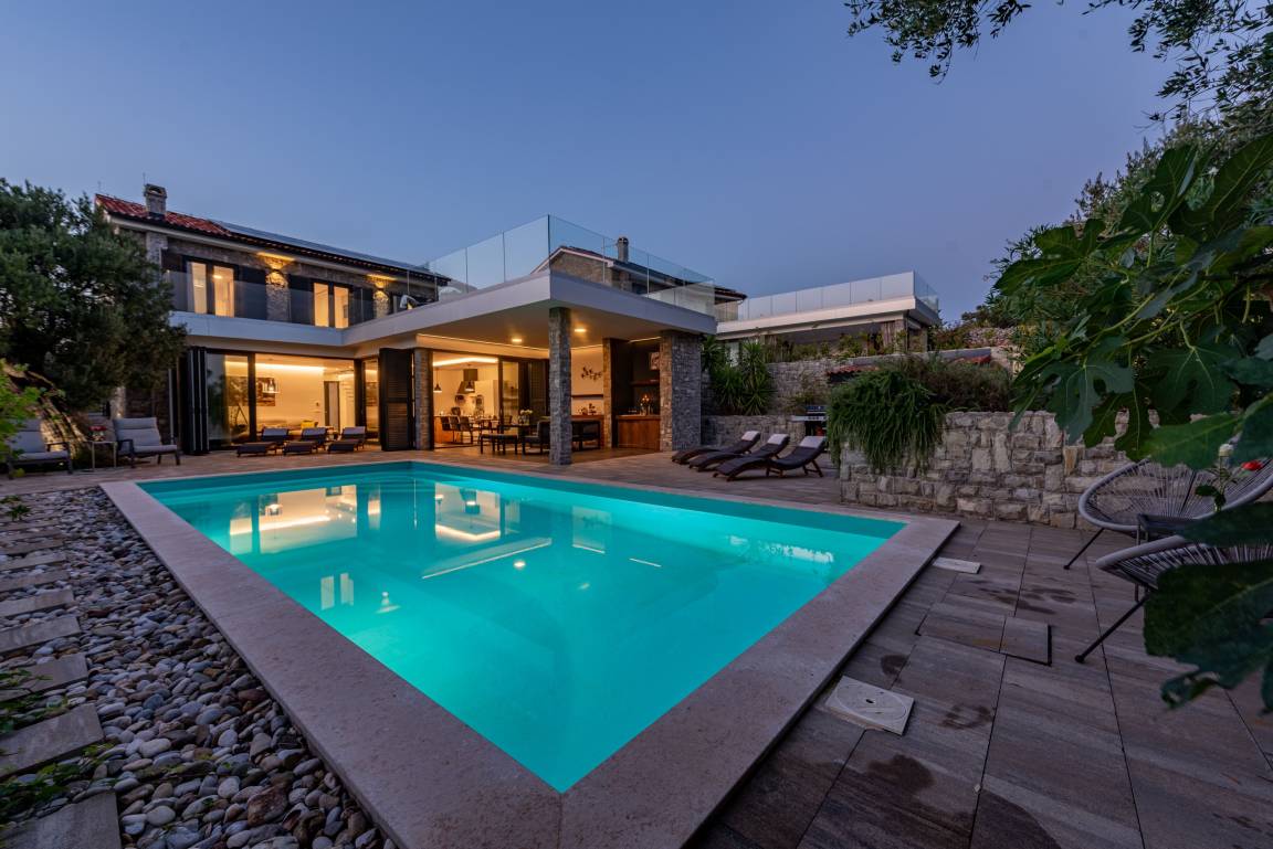 145 M² Villa Vacanza ∙ 4 Camere Da Letto ∙ 7 Ospiti - Lun