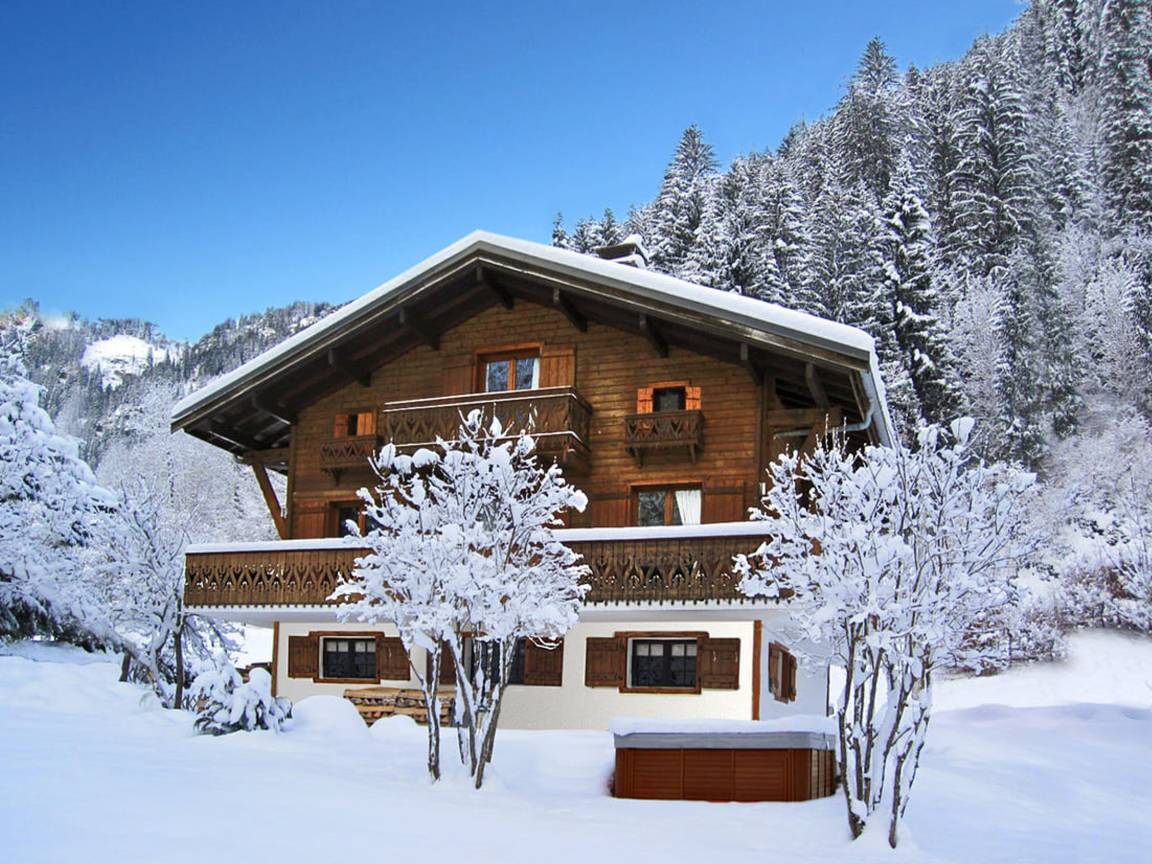 160 M² Chalet ∙ 4 Bedrooms ∙ 8 Guests - Châtel