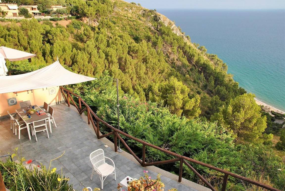 100 M² House ∙ 3 Bedrooms ∙ 7 Guests - Gaeta