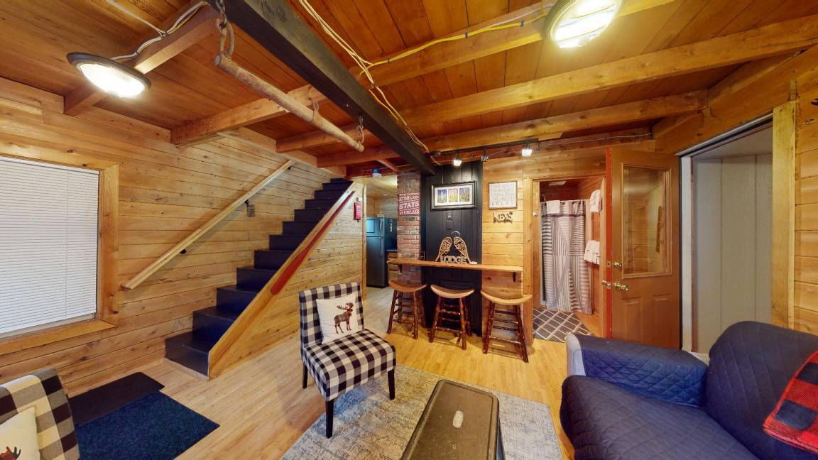 74 M² House ∙ 3 Bedrooms ∙ 6 Guests - Moosehead Lake, ME