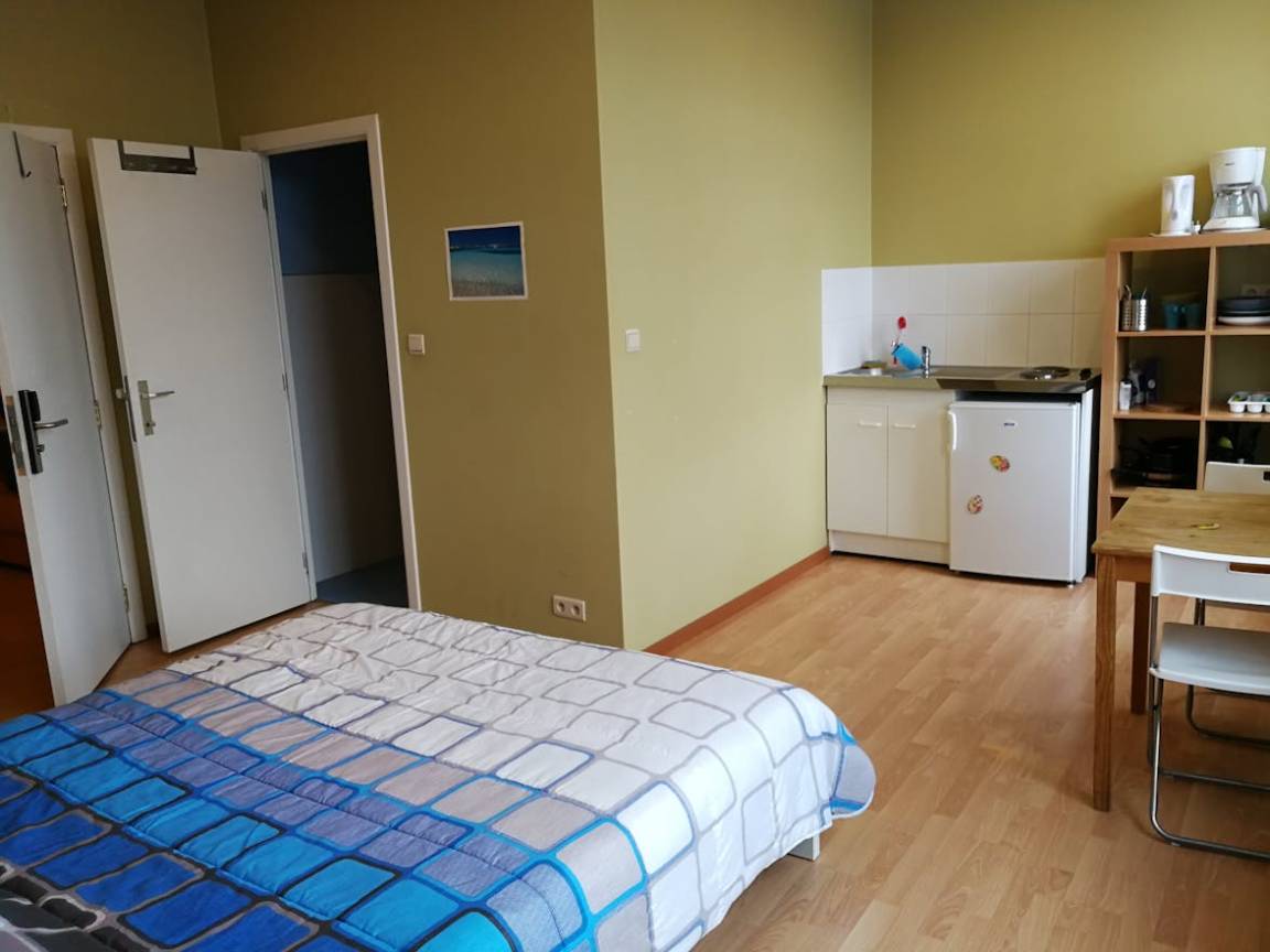 28 M² Appartement ∙ 2 Personnes - Evere