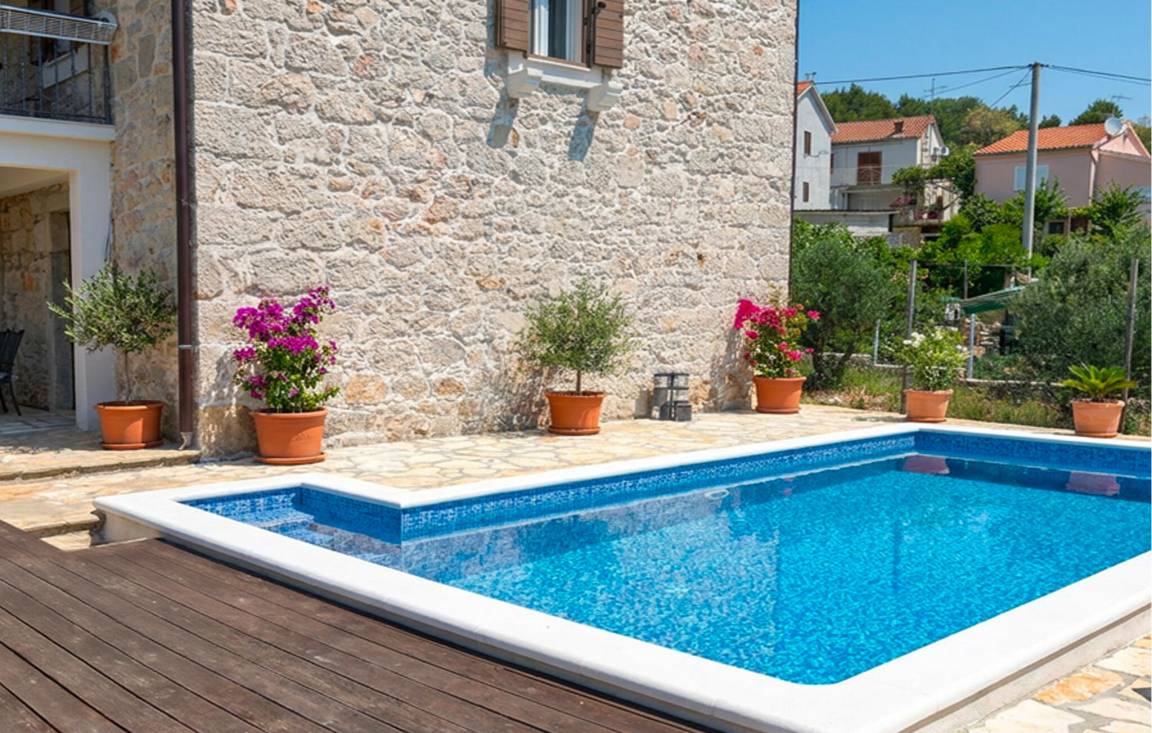 90 M² Dom ∙ 3 Sypialnie ∙ 8 Gości - Szybenik