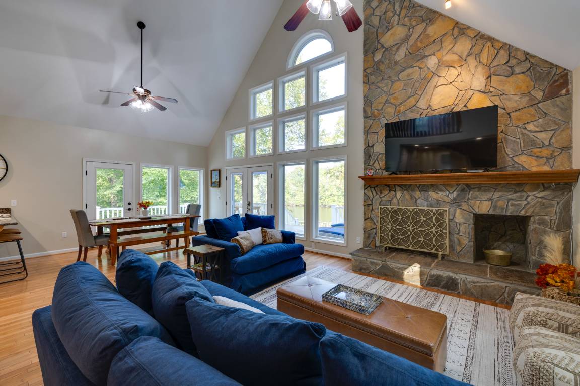 185 M² House ∙ 3 Bedrooms ∙ 6 Guests - Saluda, VA