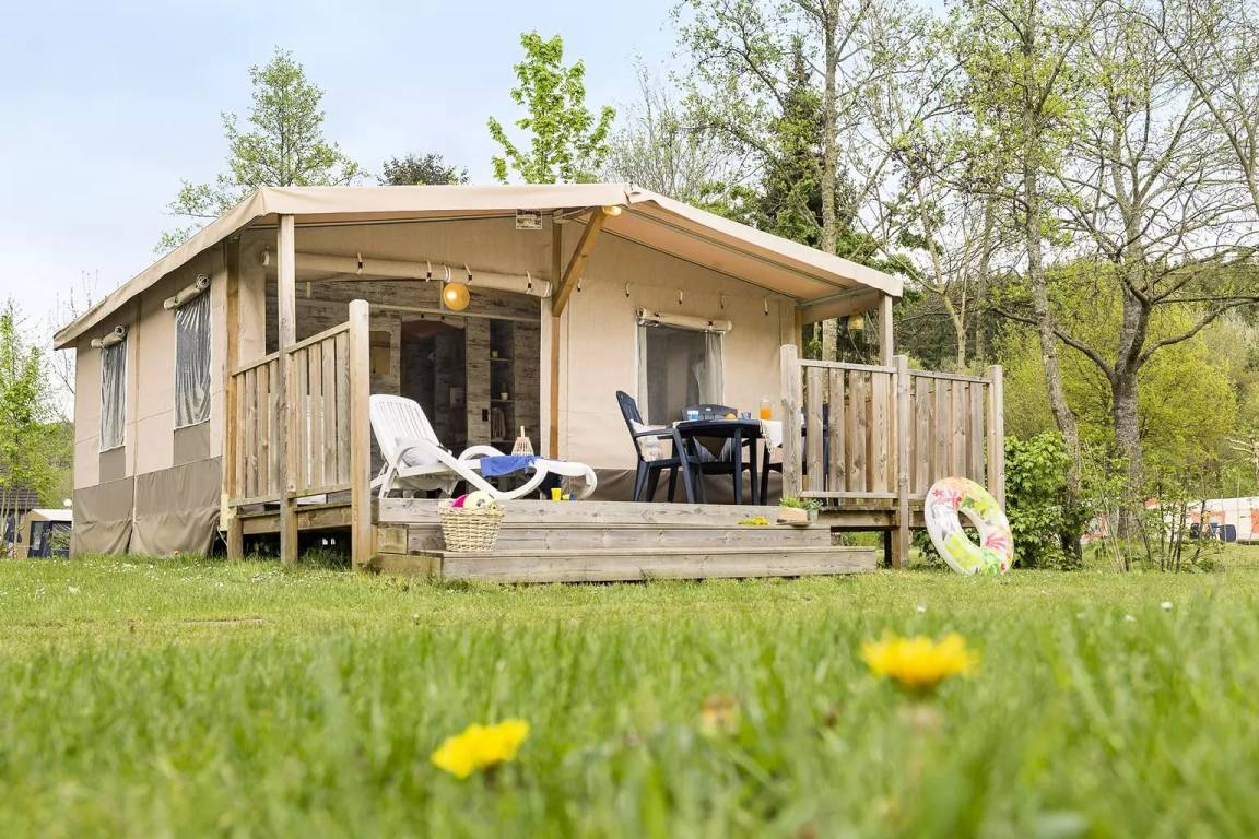 27 M² Mobil-home ∙ 2 Chambres ∙ 4 Personnes - Belgique