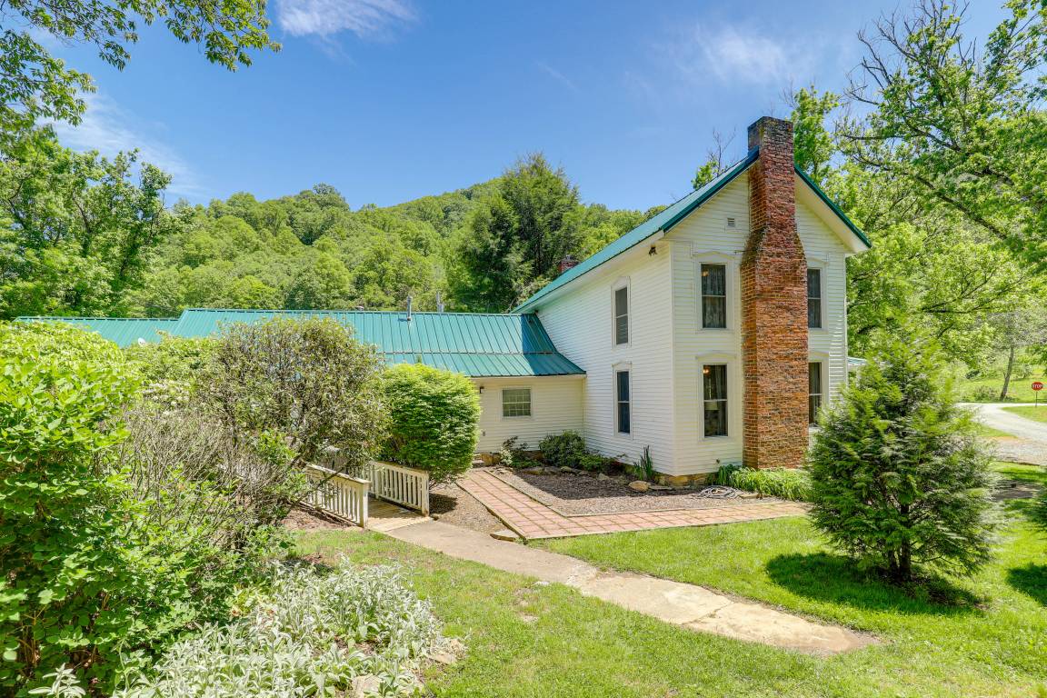 92 M² Cottage ∙ 4 Bedrooms ∙ 12 Guests - North Carolina