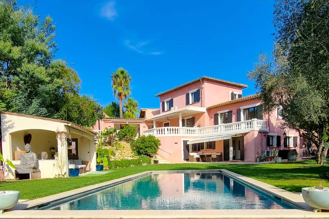 180 M² Villa ∙ 6 Chambres ∙ 11 Personnes - Mandelieu-la-Napoule